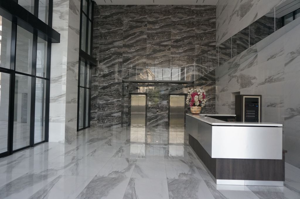 INTERIOR – Ra Mampang Tower